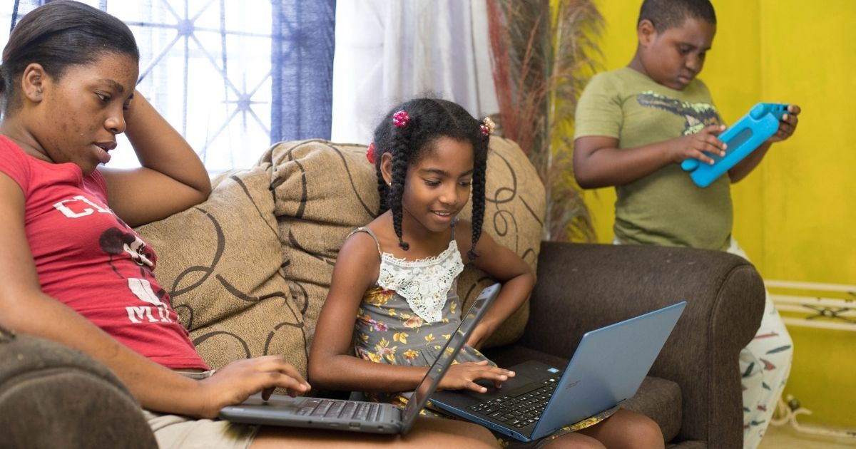 Broadband customers welcome benefits of expanded Digicel LTE Home service